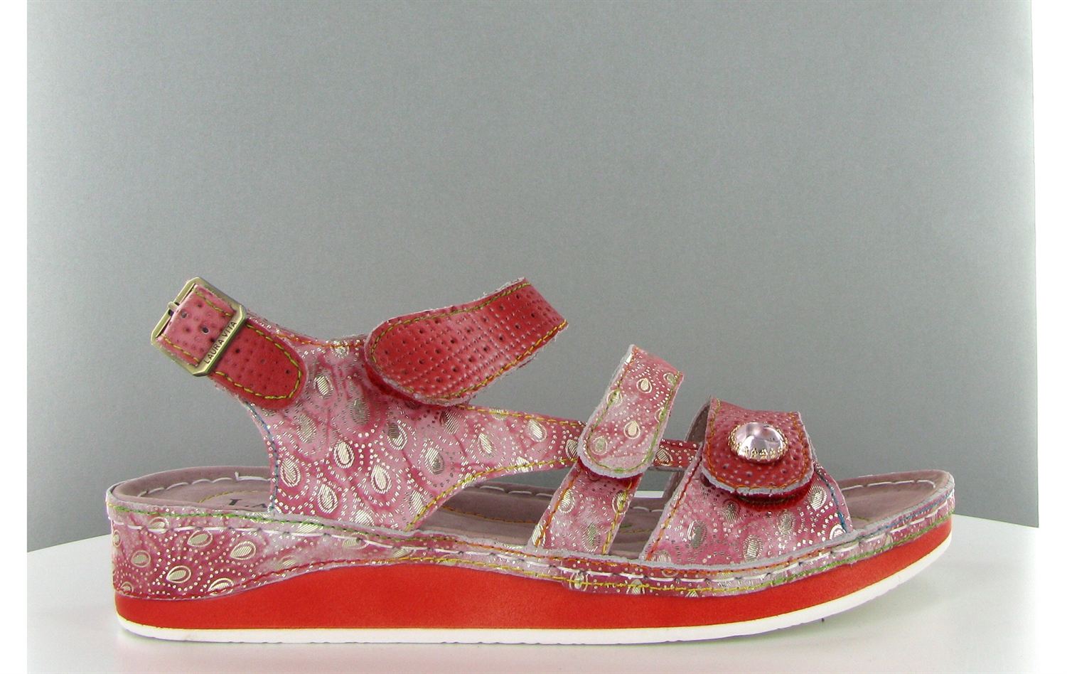 Laura vita brcuelo 069 rouge