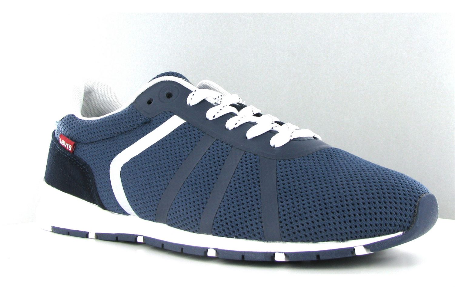 Levis almayer light marine